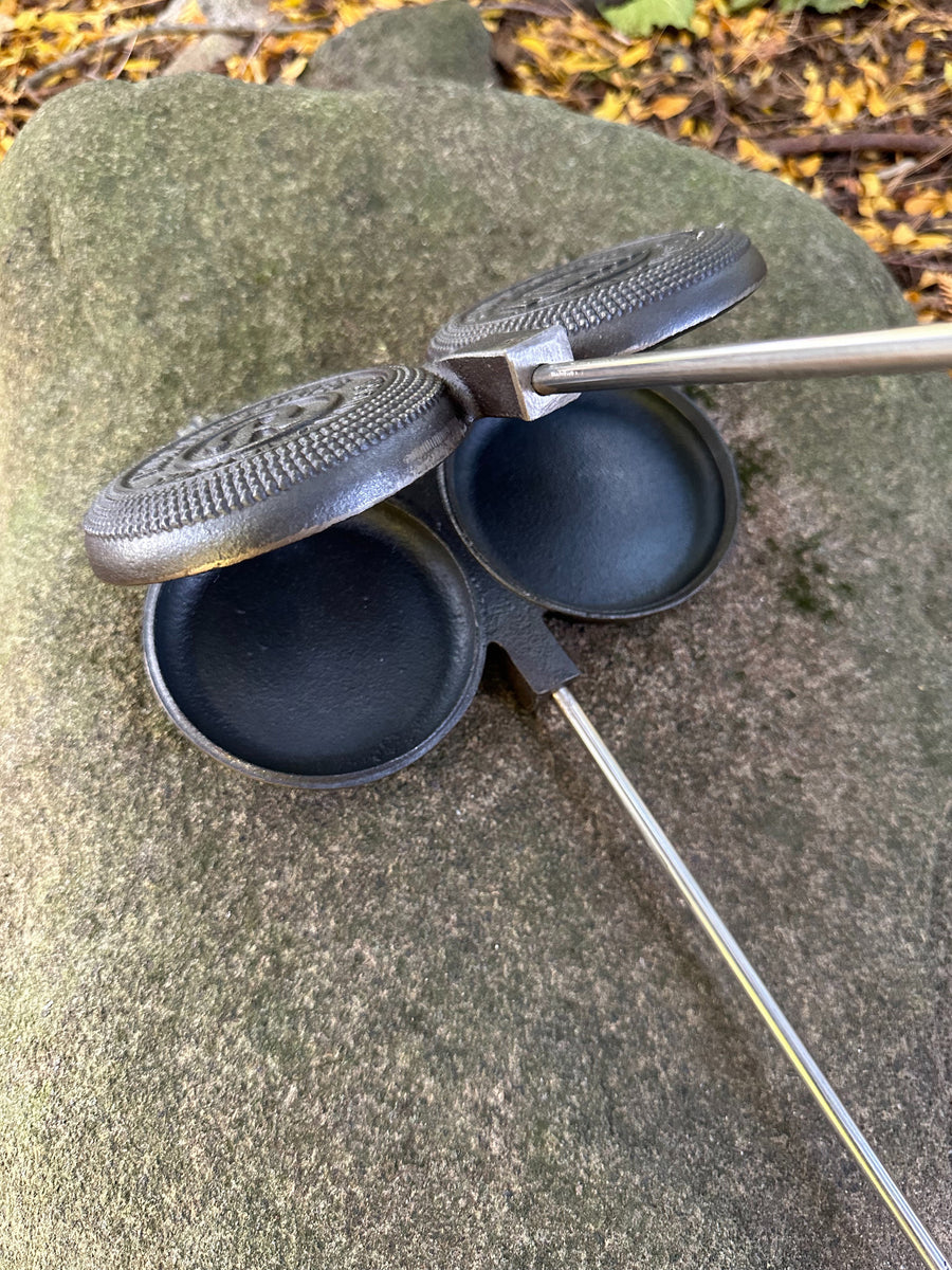 Double Round Cast Iron Pie Iron - Original By Rome